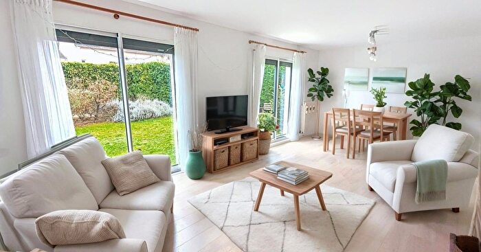 Maison à vendre - Villemoisson-sur-Orge - 7 pièces - 5 chambres