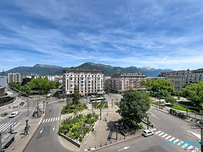 Appartement 4 pièces à Annecy, Mandallaz, Prairie, Vovray, à vendre