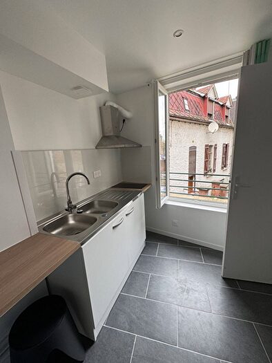 Appartement à louer - Nord Est, Avesnes-sur-Helpe - 2 pièces - 1 chambre