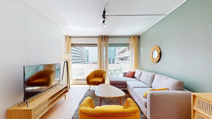 Gambetta, Courbevoie - Appartement 6 pièces à louer