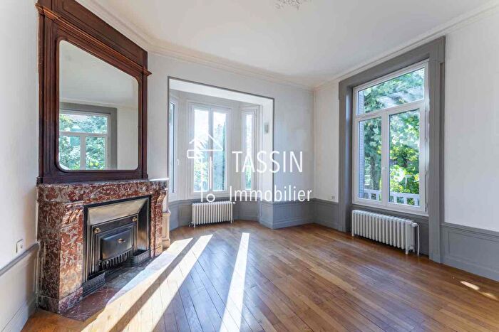 Maison à vendre - Tassin-la-Demi-Lune, Montpinot, Le Bourg - 7 pièces - 4 chambres