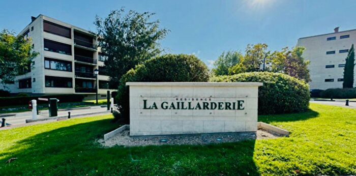 Appartement à vendre - Noisy-le-Roi - 4 pièces - 3 chambres