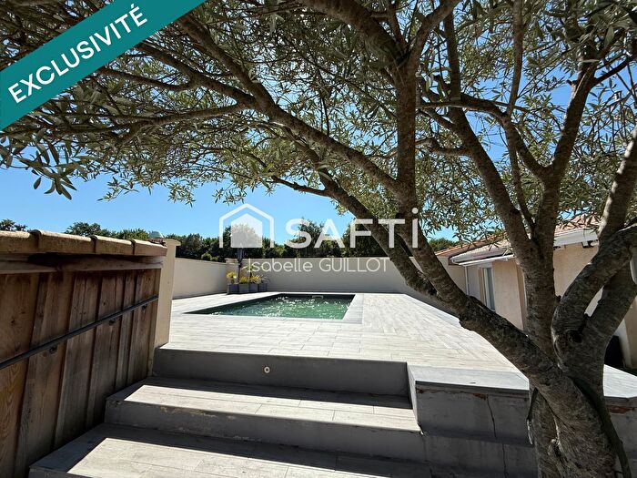 Maison à vendre - Biganos - 5 pièces - 3 chambres