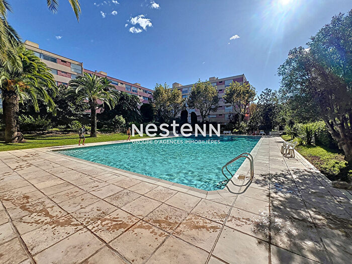 Appartement à vendre - Vallauris, Les Mauruches - 3 pièces - 2 chambres