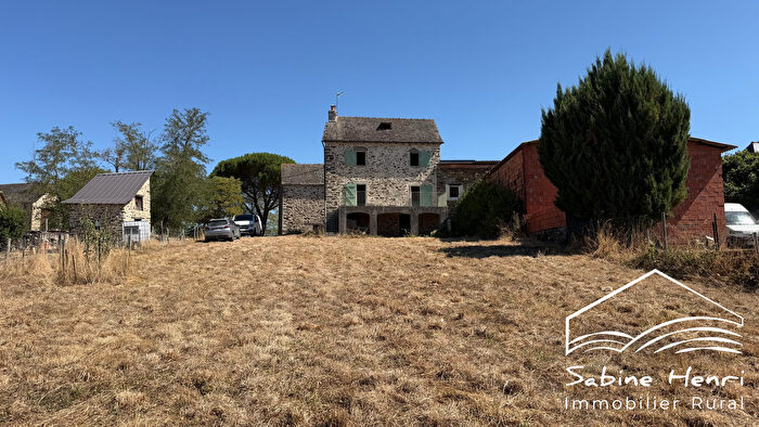 La Salvetat-Peyralès : Maison 4 pièces à vendre