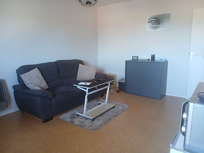 Appartement 3 pièces à louer - Cholet, Lorraine