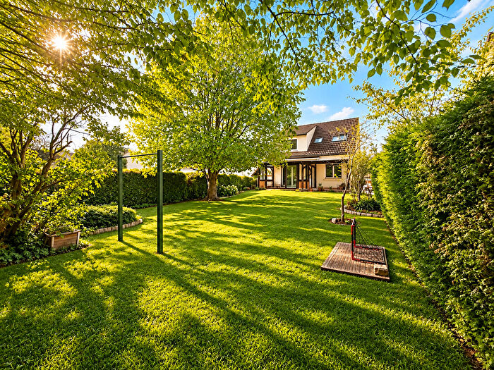 Maison 4 pièces à vendre à Pontault-Combault, Centre commercial