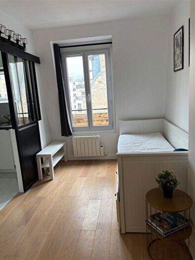 Appartement à louer - Porte Dauphine, Paris ème arrondissement - 2 pièces - 1 chambre