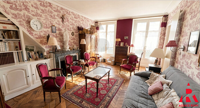 Appartement 3 pièces à Versailles, Notre Dame, à vendre