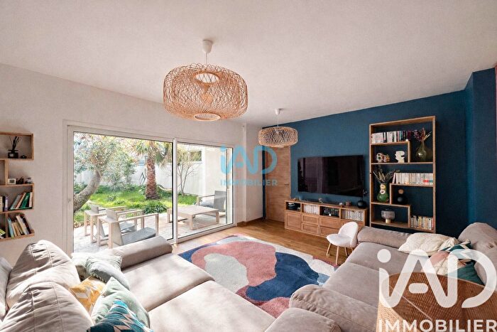 Maison à vendre - Avignon, Saint-Ruf - 10 pièces - 4 chambres