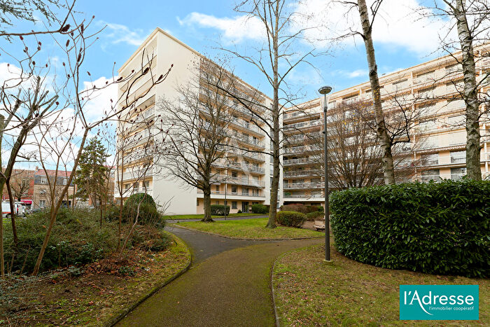 Appartement à vendre - Reims, Europe, Chemin Vert - 4 pièces - 2 chambres