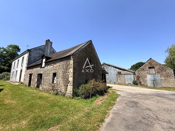 Maison 7 pièces à vendre à Guiscriff