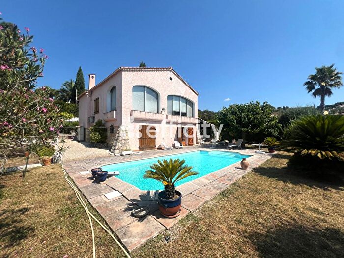 Maison à vendre - Mougins, Le Colombier, Colombe, Cabrières, Le Bordé - 4 pièces - 2 chambres
