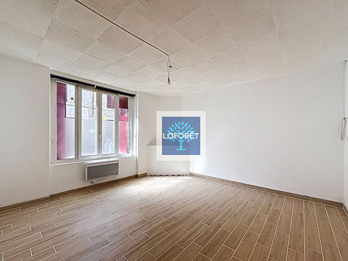 Maison à vendre - Montlieu-la-Garde - 4 pièces - 2 chambres