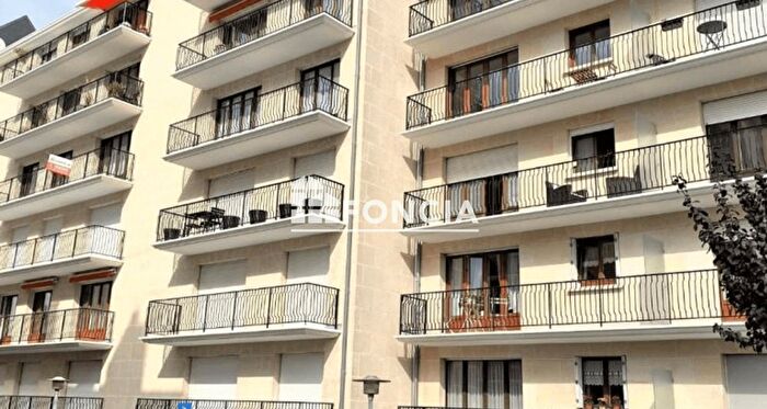 Appartement à vendre - Dreux, Centre-ville - 5 pièces - 3 chambres