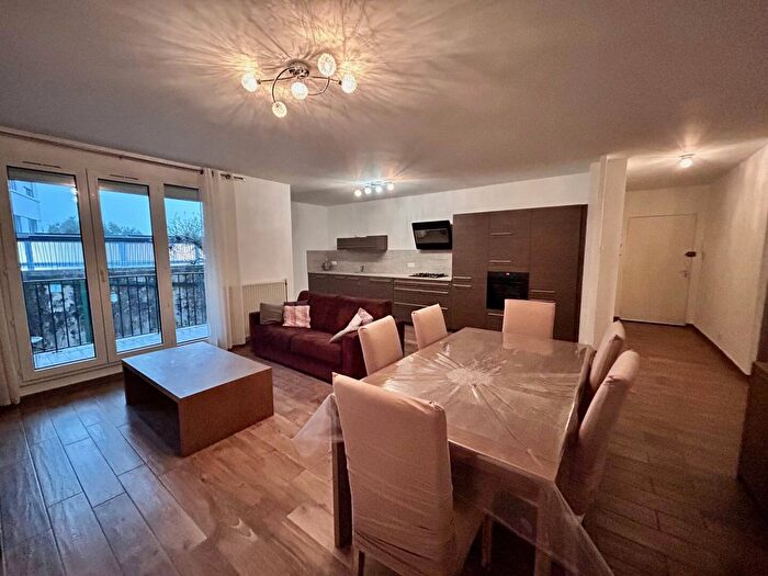 Appartement à louer - Grasse - 3 pièces - 2 chambres