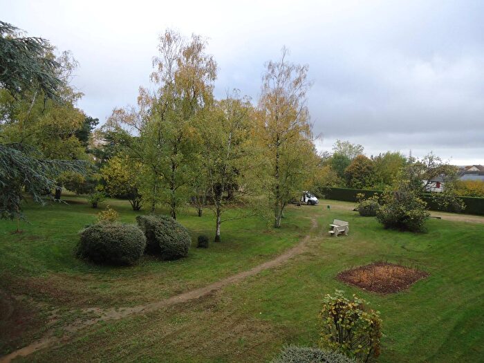 Appartement à louer - Nevers - 3 pièces - 2 chambres