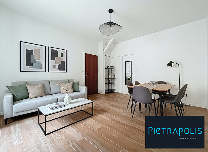 Appartement à vendre - Dijon, Port du Canal - 2 pièces - 1 chambre