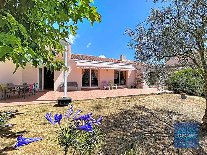 Maison 4 pièces à vendre - Olonne-sur-Mer, La Joséphine, Belle Noue, Les Benatières, Le Village du Bois