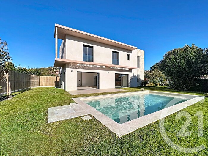 Maison à vendre - Mougins, Le Colombier, Colombe, Cabrières, Le Bordé - 4 pièces - 3 chambres