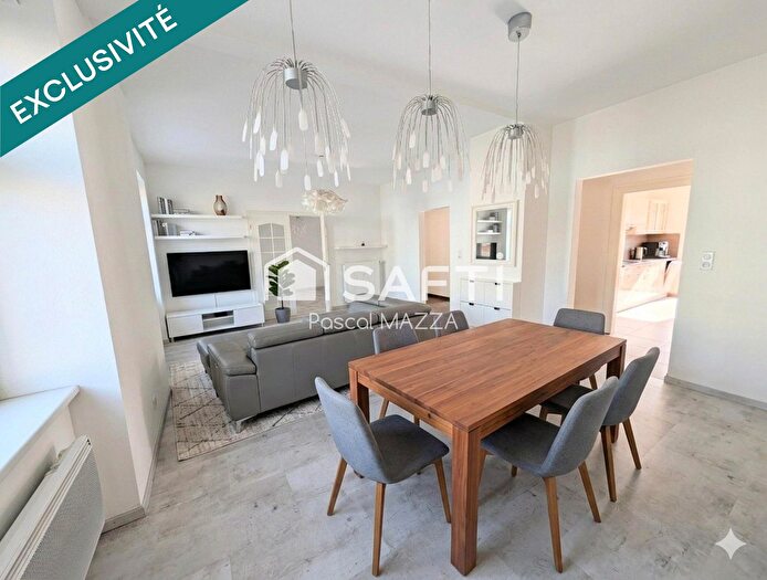 Appartement à vendre - Huningue - 5 pièces - 3 chambres