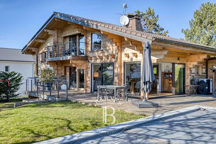 Maison à vendre - Vétraz-Monthoux - 7 pièces - 5 chambres