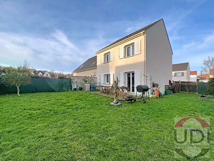 Maison à vendre - Ballancourt-sur-Essonne - 4 pièces - 3 chambres