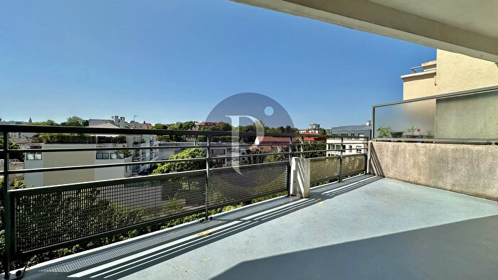 Cachan, Centre-ville - Appartement 4 pièces à vendre