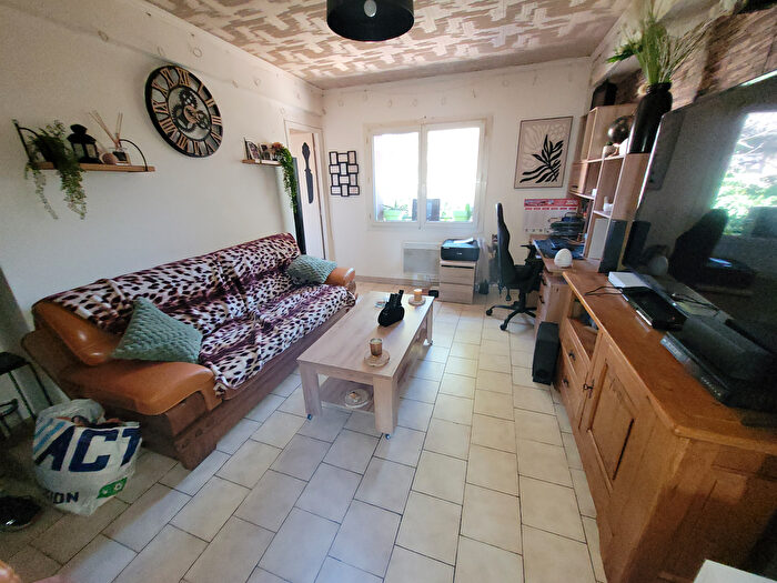 Appartement à vendre - Salles-dAude - 5 pièces - 3 chambres