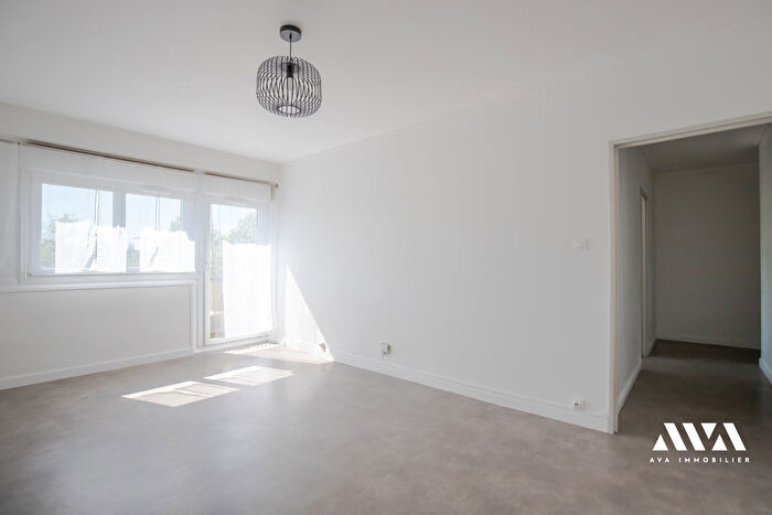 Appartement à vendre - Nancy, Beauregard, Boufflers, Buthegnémont - 3 pièces - 2 chambres