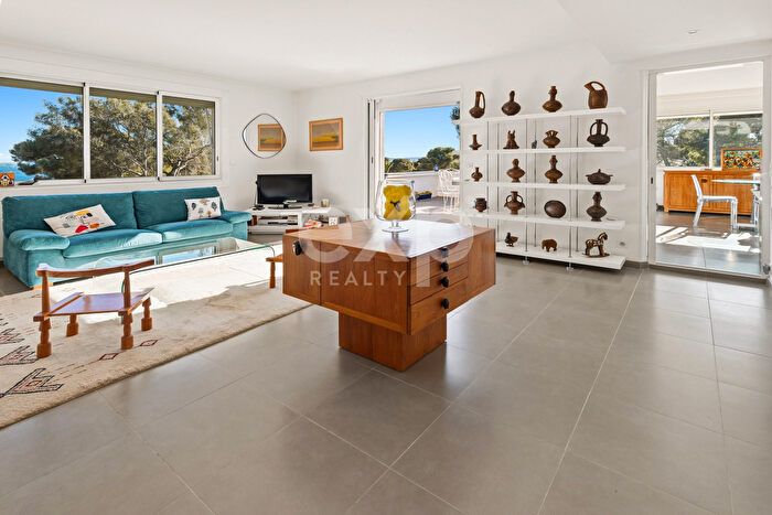 Appartement à vendre - Roquebrune-sur-Argens, Les Issambres, La Vigie, Les Dolmens, Plages, Calanques - 3 pièces - 2 chambres