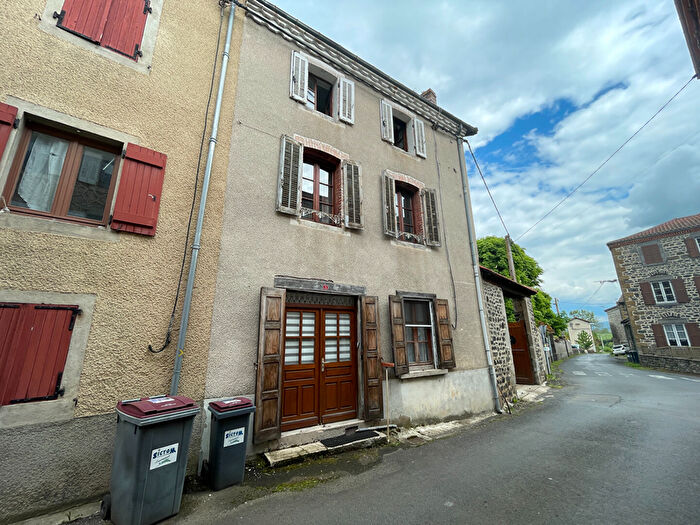 Maison à vendre - Saint-Georges-dAurac - 5 pièces - 3 chambres