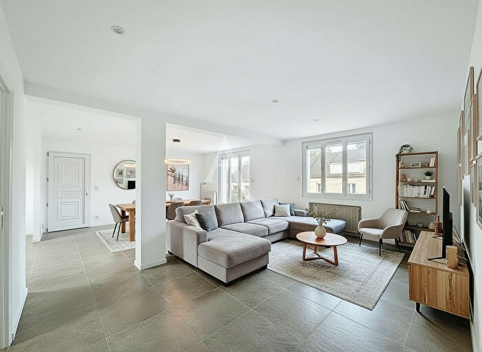 Maison à vendre - Meaux, Marché, Grande île, Clos Godet - 8 pièces - 6 chambres