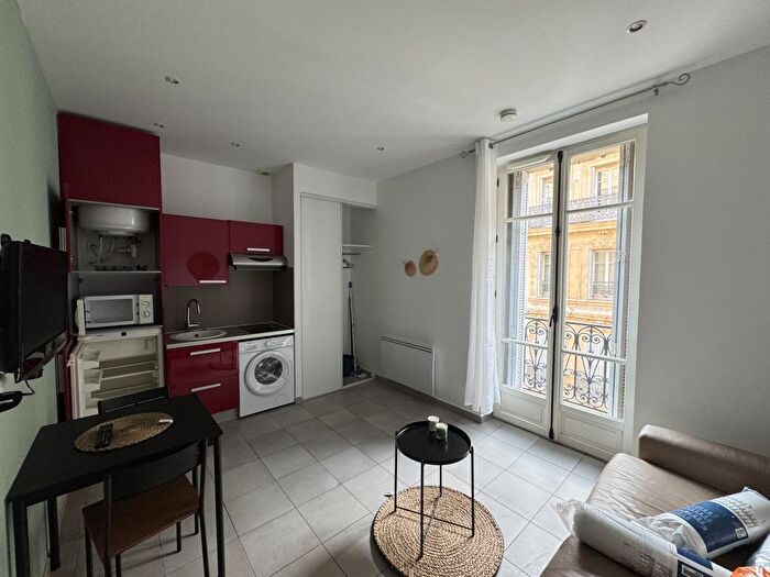 Marseille 2ème, Grands Carmes : Appartement 1 pièce à louer