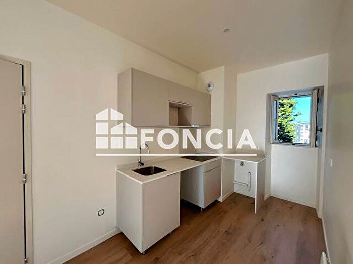 Appartement à louer - Centre Ville Historique, Auray - 2 pièces - 1 chambre