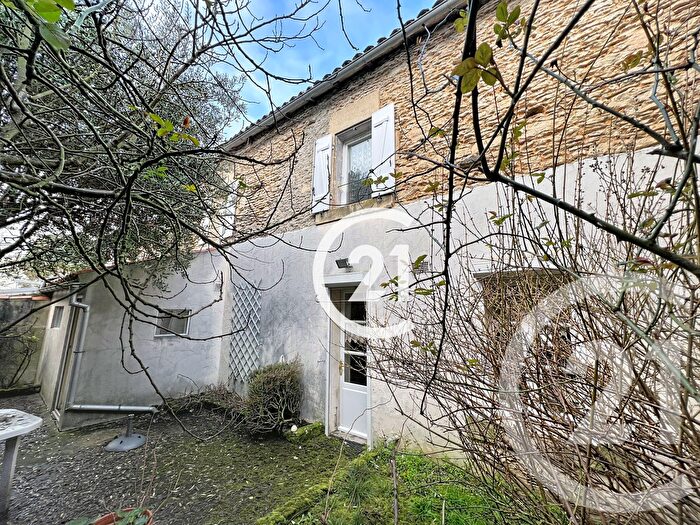 Maison à vendre - Cognac, Champ de Foire - 6 pièces - 4 chambres