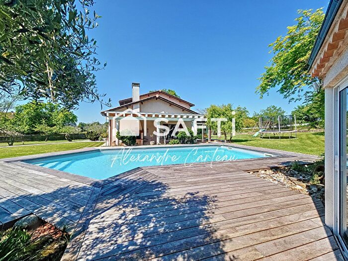 Maison à vendre - Camblanes-et-Meynac - 8 pièces - 5 chambres