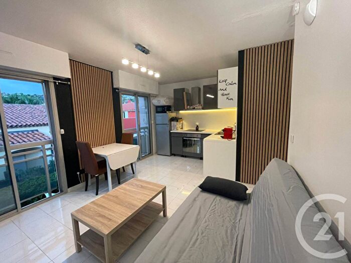 Appartement 1 pièce à louer - Vallauris