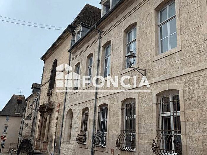 Appartement à louer - Centre Ville, Dole - 4 pièces - 3 chambres