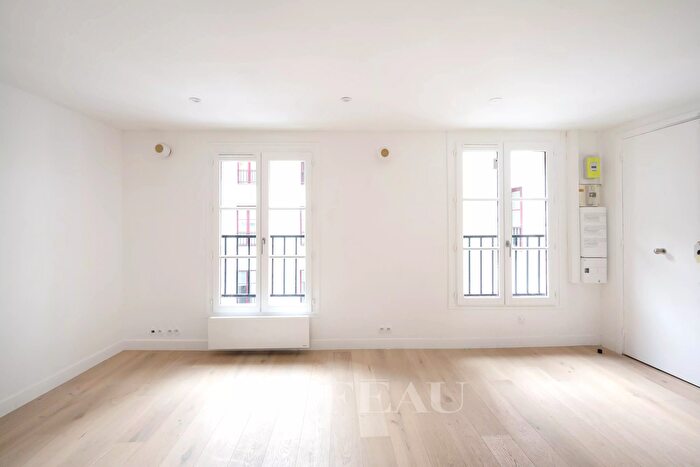 Appartement à vendre - Paris e , Sainte-Avoye - 2 pièces - 1 chambre