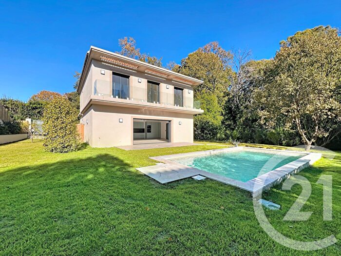Maison à vendre - Mougins, Le Colombier, Colombe, Cabrières, Le Bordé - 4 pièces - 3 chambres