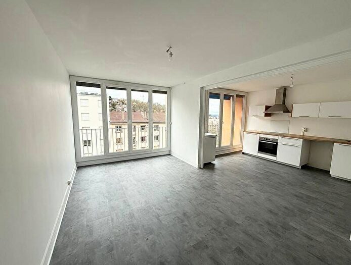 Appartement à louer - Bergson-La Terrasse, Saint-Étienne - 3 pièces - 2 chambres