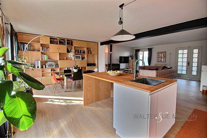 Maison 6 pièces à Velizy Bas-Centre Nord, Vélizy-Villacoublay, à louer