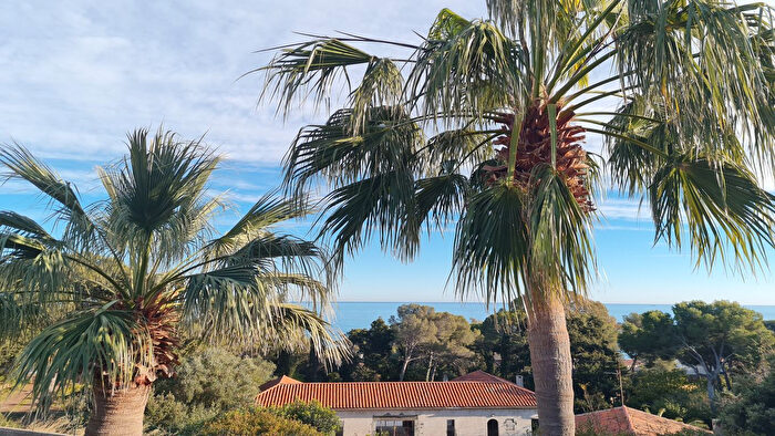 Appartement 3 pièces à vendre - Roquebrune-sur-Argens, Les Issambres, La Vigie, Les Dolmens, Plages, Calanques
