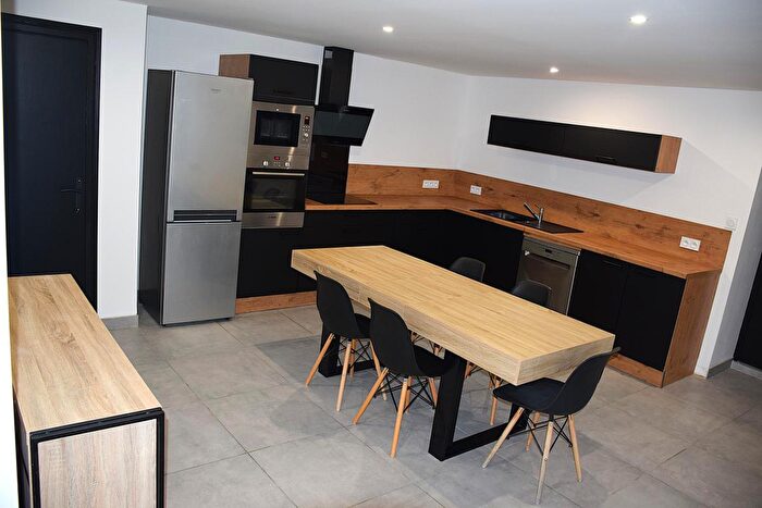 Maison à vendre - Saint-Héand - 4 pièces - 3 chambres