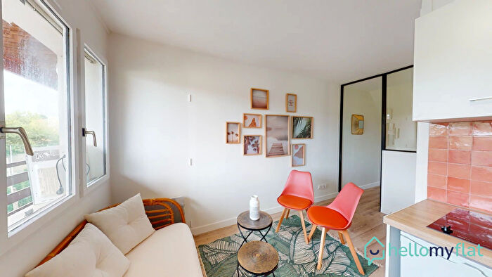 Appartement 1 pièce à Sainte-Savine, à louer