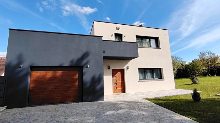 Coulommiers, Ville haute - Maison 6 pièces à vendre