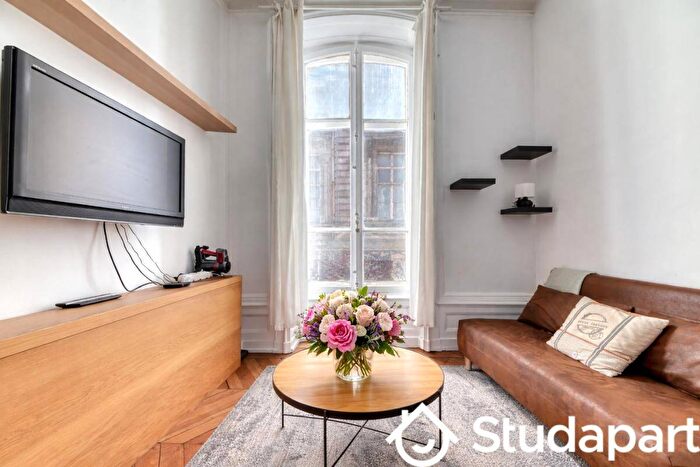 Appartement à louer - Pentes de la croix-rousse, Lyon er arrondissement - 1 pièce