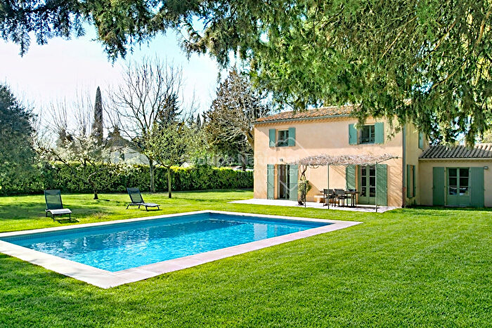 Maison à vendre - Pernes-les-Fontaines - 6 pièces - 4 chambres