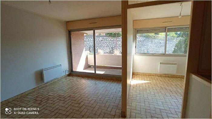 Appartement 1 pièce à louer - Centre Ville-Stalingrad, Alès